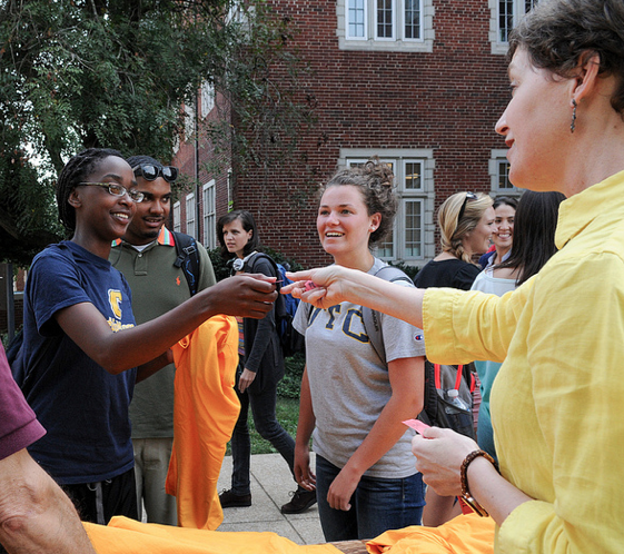 UTC students dunk the dean of the College of Business | UTC News