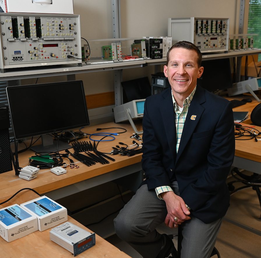 Keeping the power on: UTC electrical engineering team’s research ...